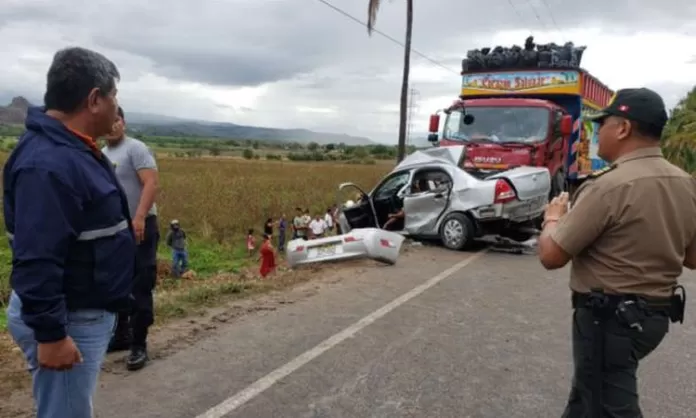 Amazonas: choque entre taxi colectivo y tráiler dejó cuatro fallecidos
