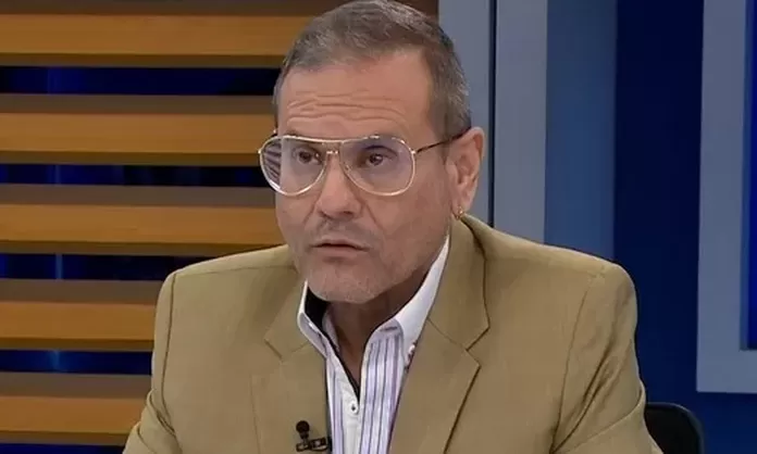 APP presenta a exfiscal Martín Salas como nuevo vocero