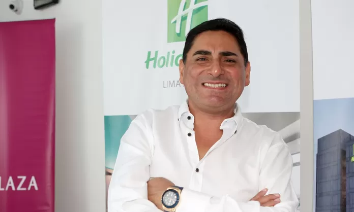 Carlos Álvarez evalúa si seguirá en País Para Todos