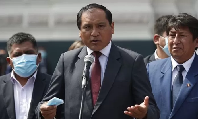 Semana de representación: Congresista electo por Puno no viajará a su ...