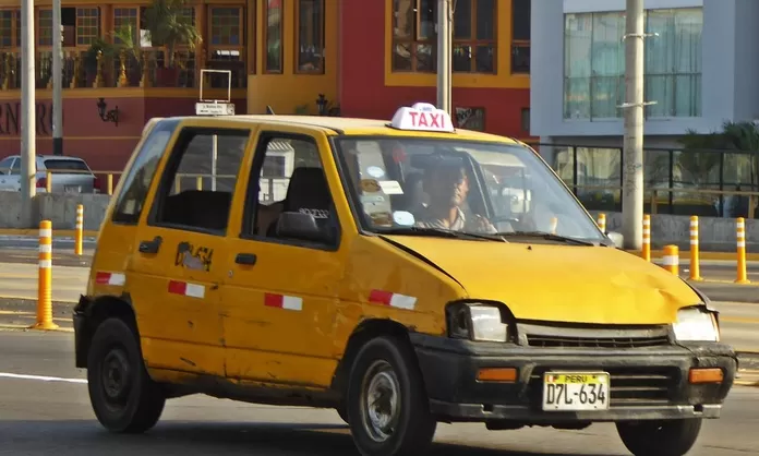 Congreso desmiente que vaya a ver dictamen sobre autos Tico