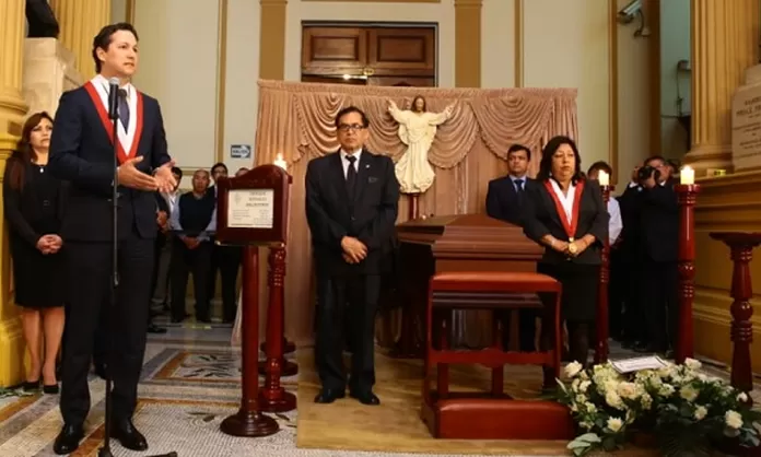 Congreso rindió homenaje póstumo a exsenador Enrique Bernales