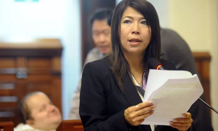 Embargan inmueble de María Cordero Jon Tay por caso 'mochasueldos'