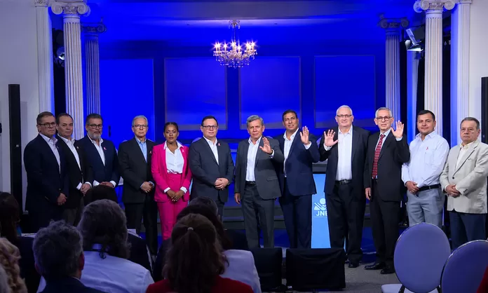 Debate técnico 2026: Keiko Fujimori vs Roberto Sánchez