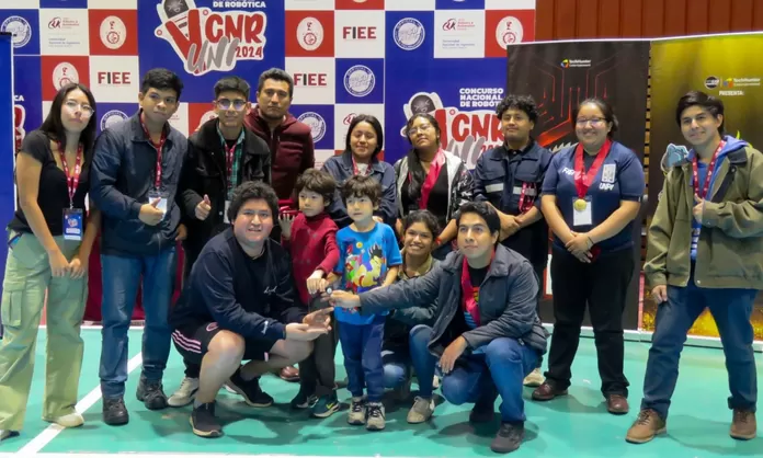 Alumnos Uni Segundo Puesto En Concurso Nacional De Robótica