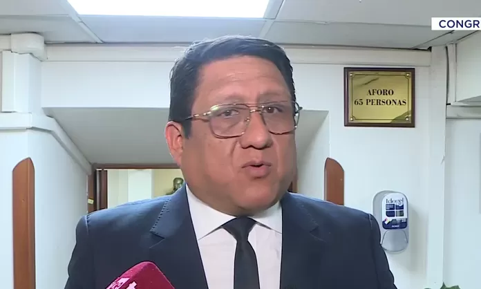 Ventura: No se puede tolerar que se reprima la información