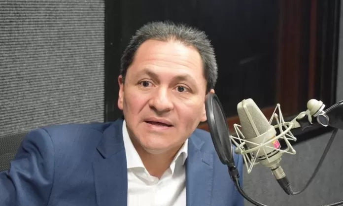 Jáuregui: Cargo de magistrado del JNE es irrenunciable durante proceso ...