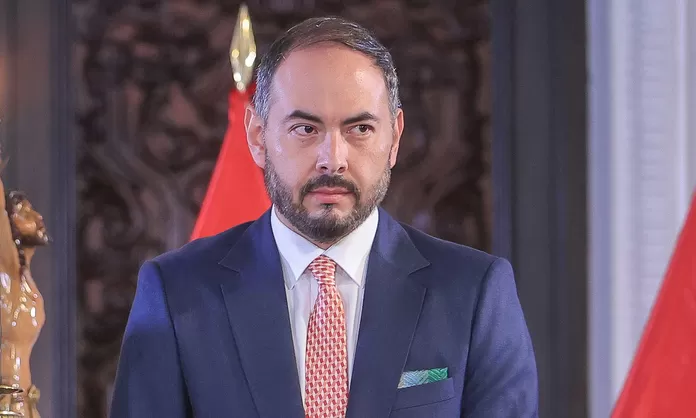 Ministro de Defensa solicita acudir al Congreso por muertes