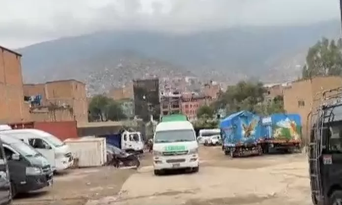 Bloqueo en carretera Federico Basadre impide salida de vehículos a Pucallpa