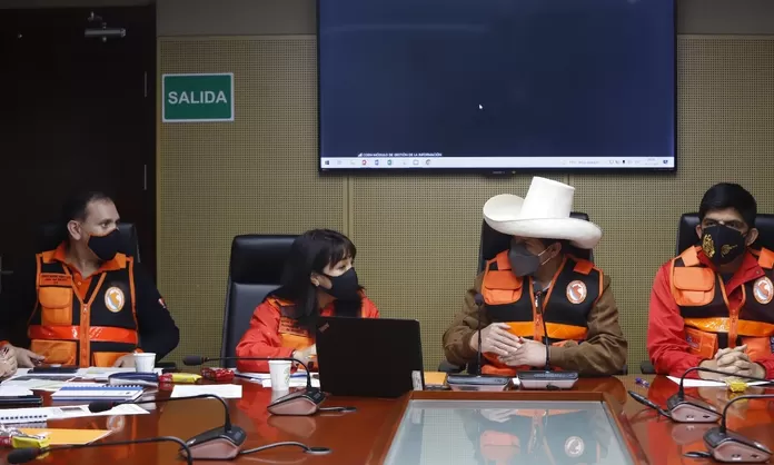 Pedro Castillo Y Ministros Viajan A Amazonas Tras Terremoto En La
