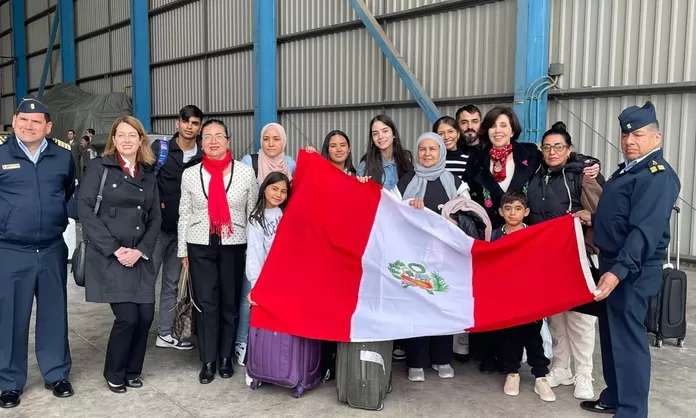 Perú agradece a Chile por repatriación de peruanos