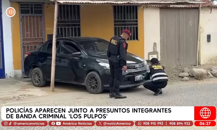 Policías junto a presuntos integrantes de banda Los Pulpos