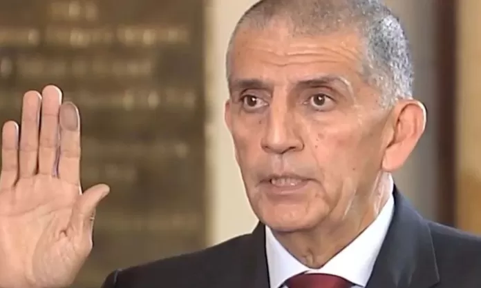 Presentan Moción De Interpelación Contra Víctor Torres 5746