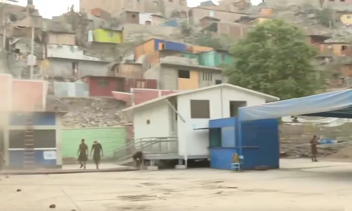 SJL: Colegio ruinas a pocos días del inicio de clases