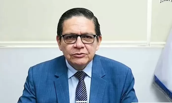 Segundo Acho Mego nuevo presidente de EsSalud