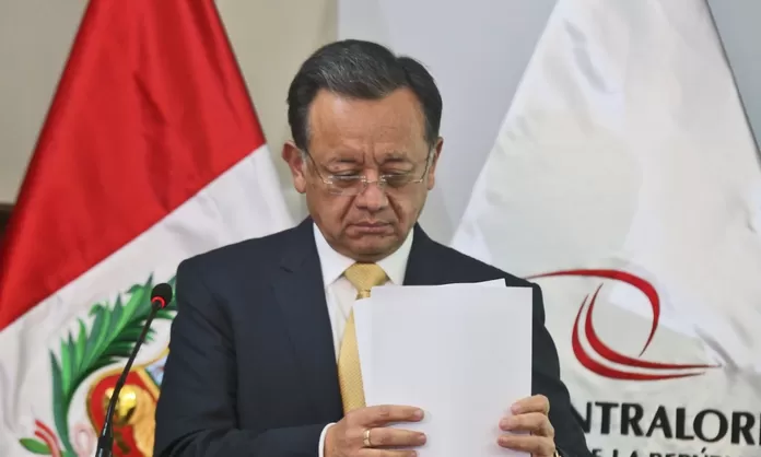 Edgar Alarcón: Servir confirma la destitución del excontralor