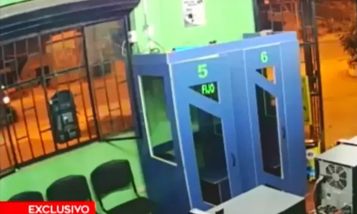 Sjm Cámaras Captaron Robo A Una Cabina De Internet Y A Un Agente