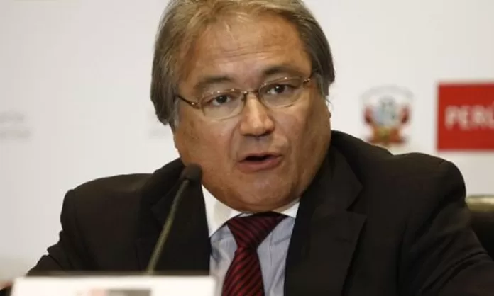 Tribunal Constitucional: Walter Albán solicitó información sobre Susana ...