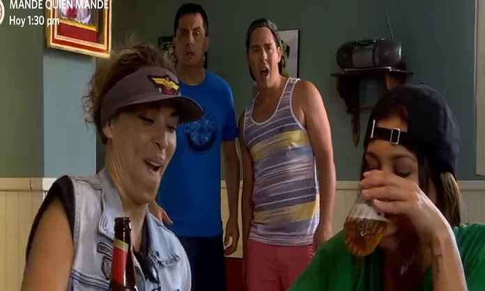 Al Fondo Hay Sitio: Conoce más a Chela y Helena, las hermanas que ponen ...