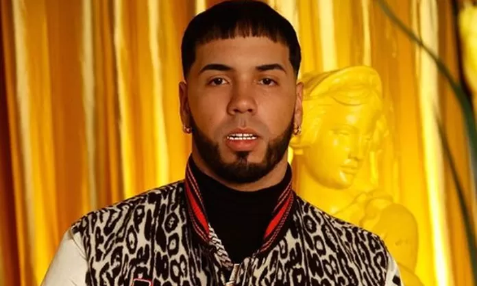 Anuel AA anunció el lanzamiento de su nuevo disco Emmanuel