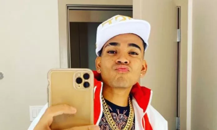 Josimar fue sorprendido así por su hijo mientras daba entrevista