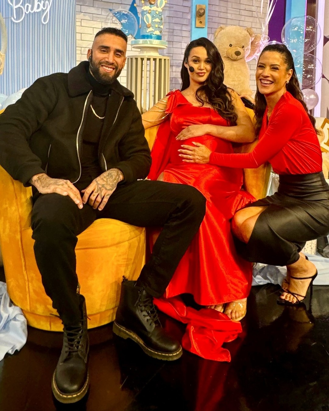 Jota Benz dedicó mensaje a su bebé con Angie Arizaga - América Noticias