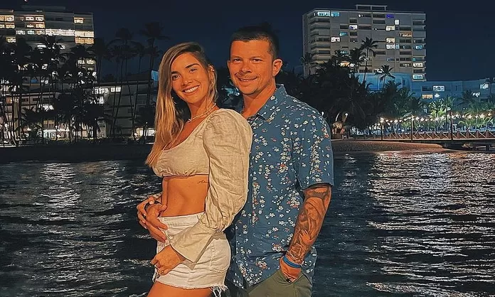 Mario Hart Y Korina Rivadeneira Terminaron Con Rumores De Separación Con Tiernas Fotos