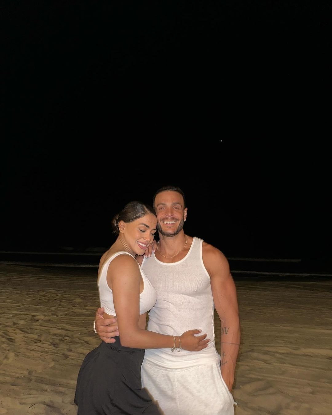 Onelia Molina gritó su amor por Mario Irivarren con fotos - América ...