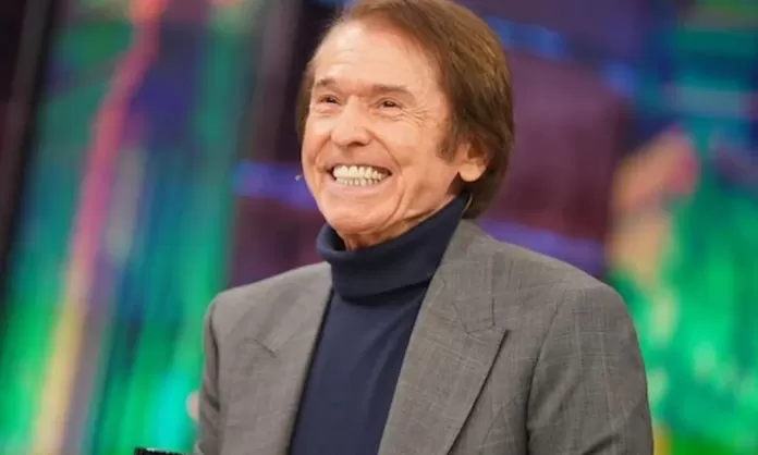 Raphael fue hospitalizado de emergencia