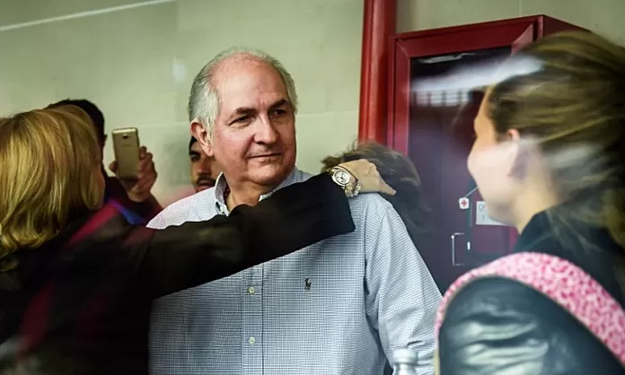 Ledezma viaja desde Colombia a Madrid tras fugarse de Venezuela