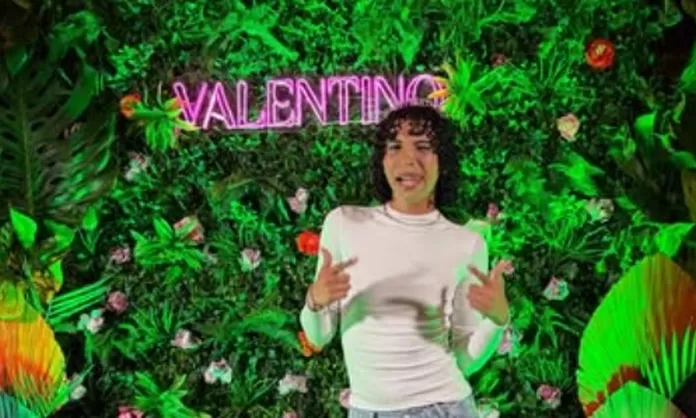 Tiktoker Valentino regaló iPhone 16 en piñata de cumpleaños