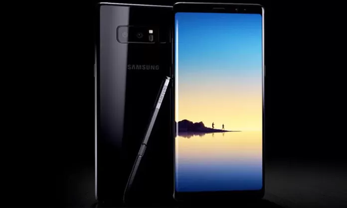Samsung presentó su nuevo Galaxy Note 8 con doble cámara